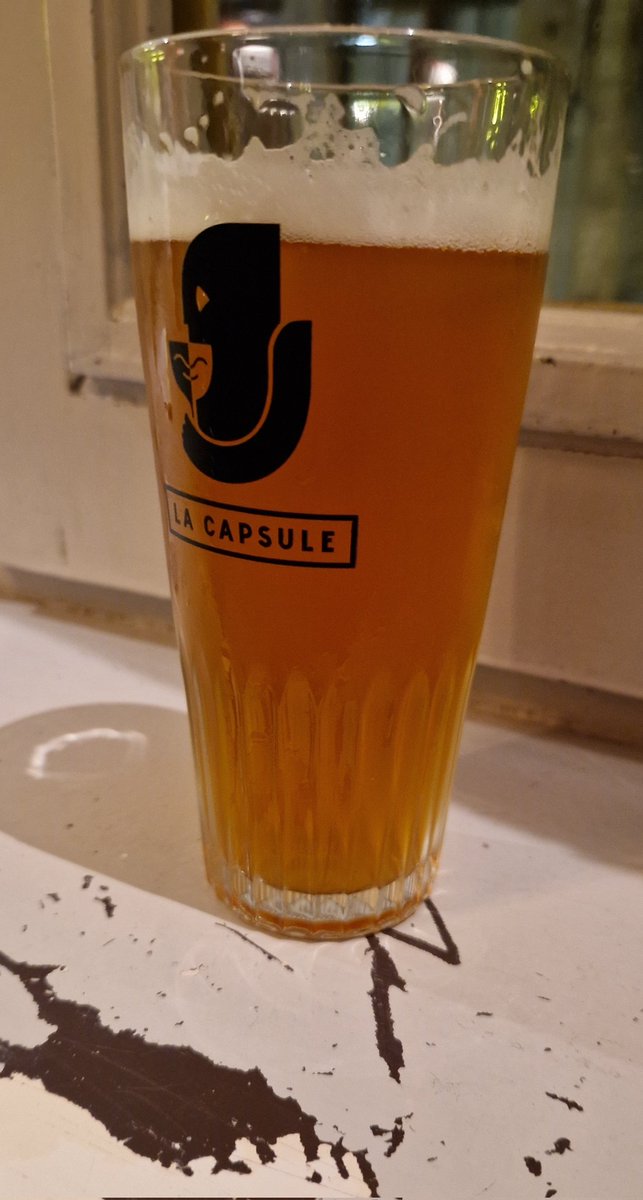 Justin on eurostar on Twitter: "Beer venue tip: La Capsule in Lille. Well worth a visit if you ...