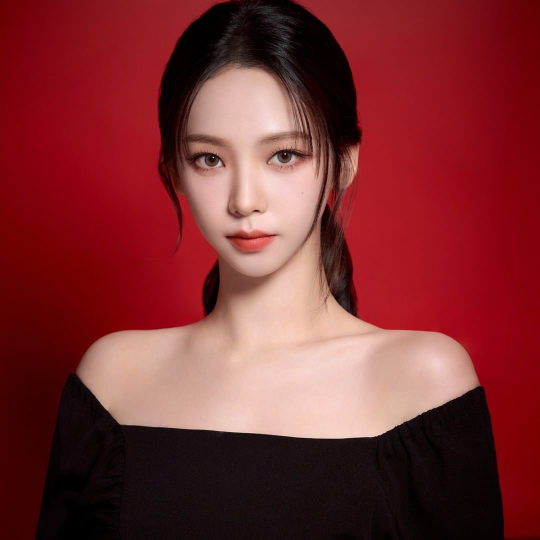 Karina Aespa 1 รูป สวยงาม Karina Aespa 1 รูป สวยงาม