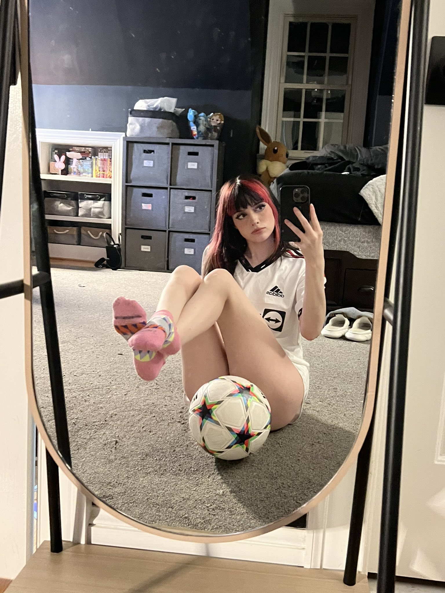 soogsx on Twitter: "popping a tiddy if united lose today https://t.co/oTtw3Xoz2B" / Twitter