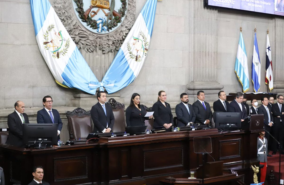 AHORA ⏩ Se realiza la toma de posesión de la Junta Directiva del Congreso de la República para ...