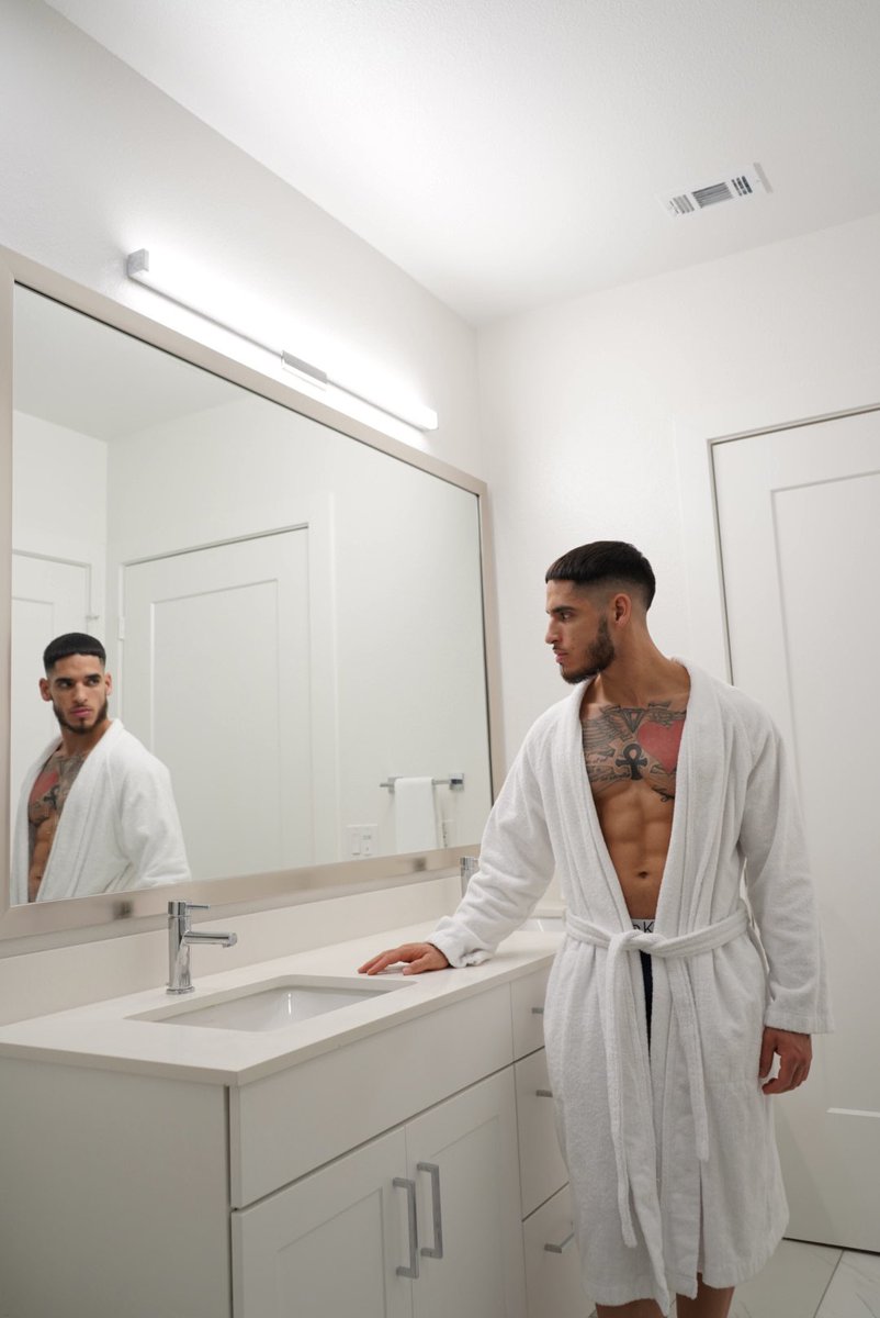 EDWIN MARTIN x BIG BANK on Twitter: "Happy Saturday!"