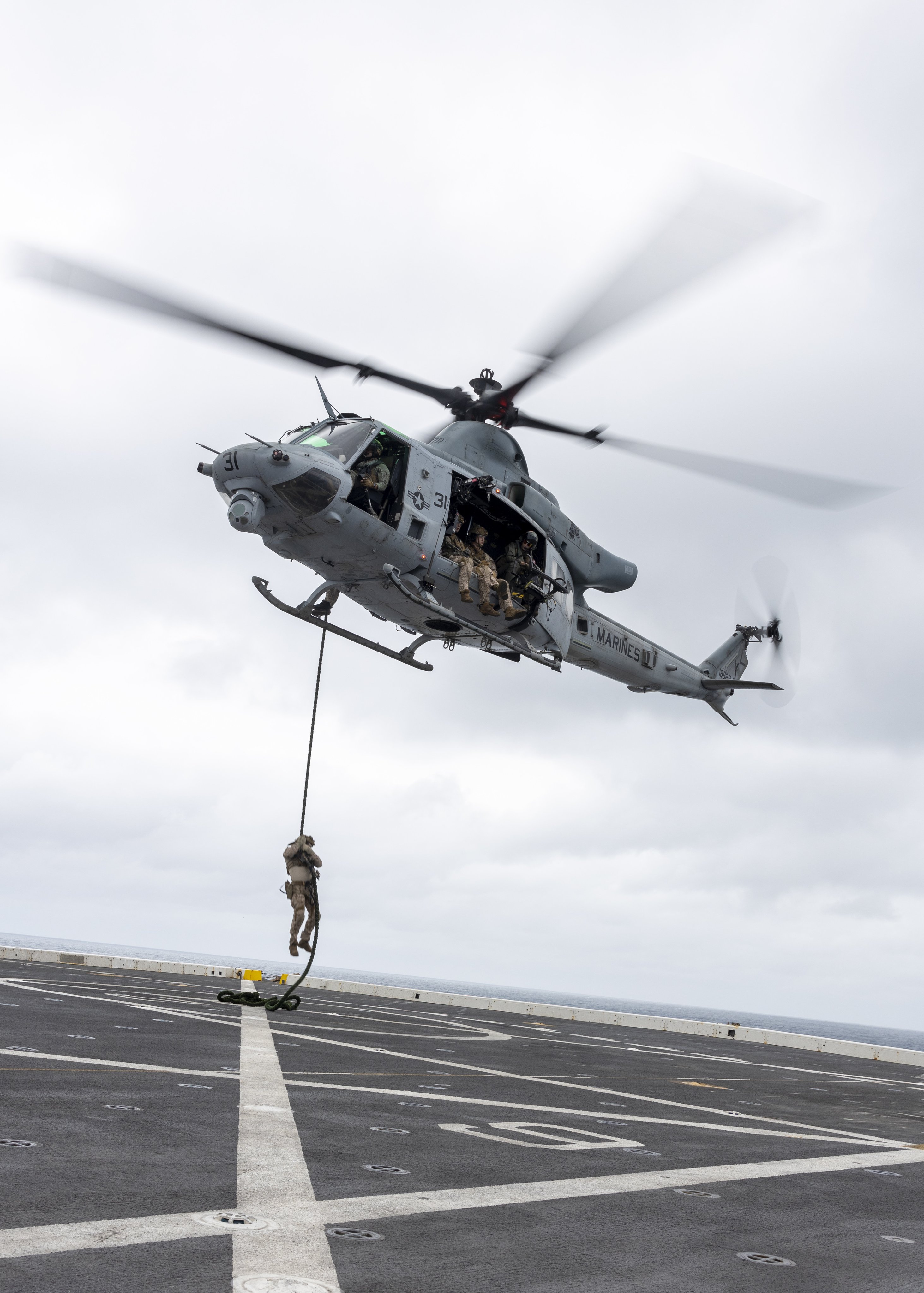 U.S. Marines on Twitter: "#Marines with the @Official13thMEU conduct fast rope and hoist drills ...