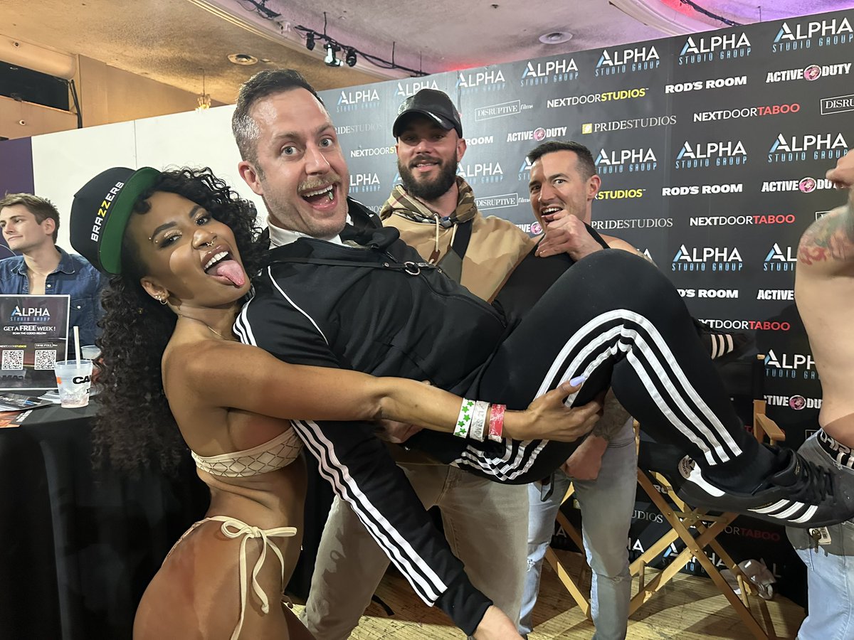 Cliff Jensen on Twitter: "@demisutra @romantoddnyc @joelsomeone1"