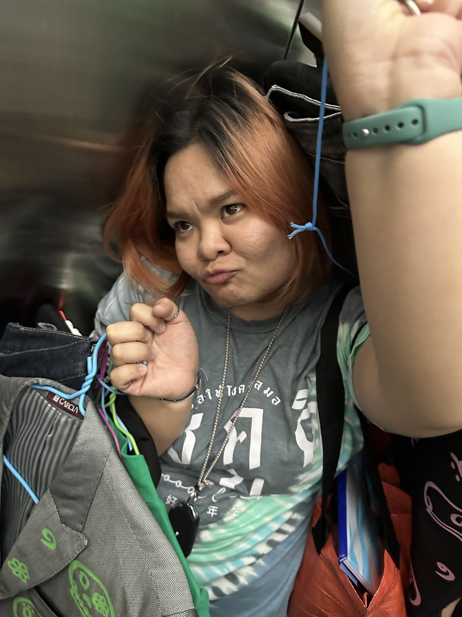 ม๊าเฉิน (Chen ma) on Twitter: "ชีวิต กางเกงยาวกว่าตัว //ไม่ได้บุรี่ ม๊าเอ็นดู @janeonly_you"