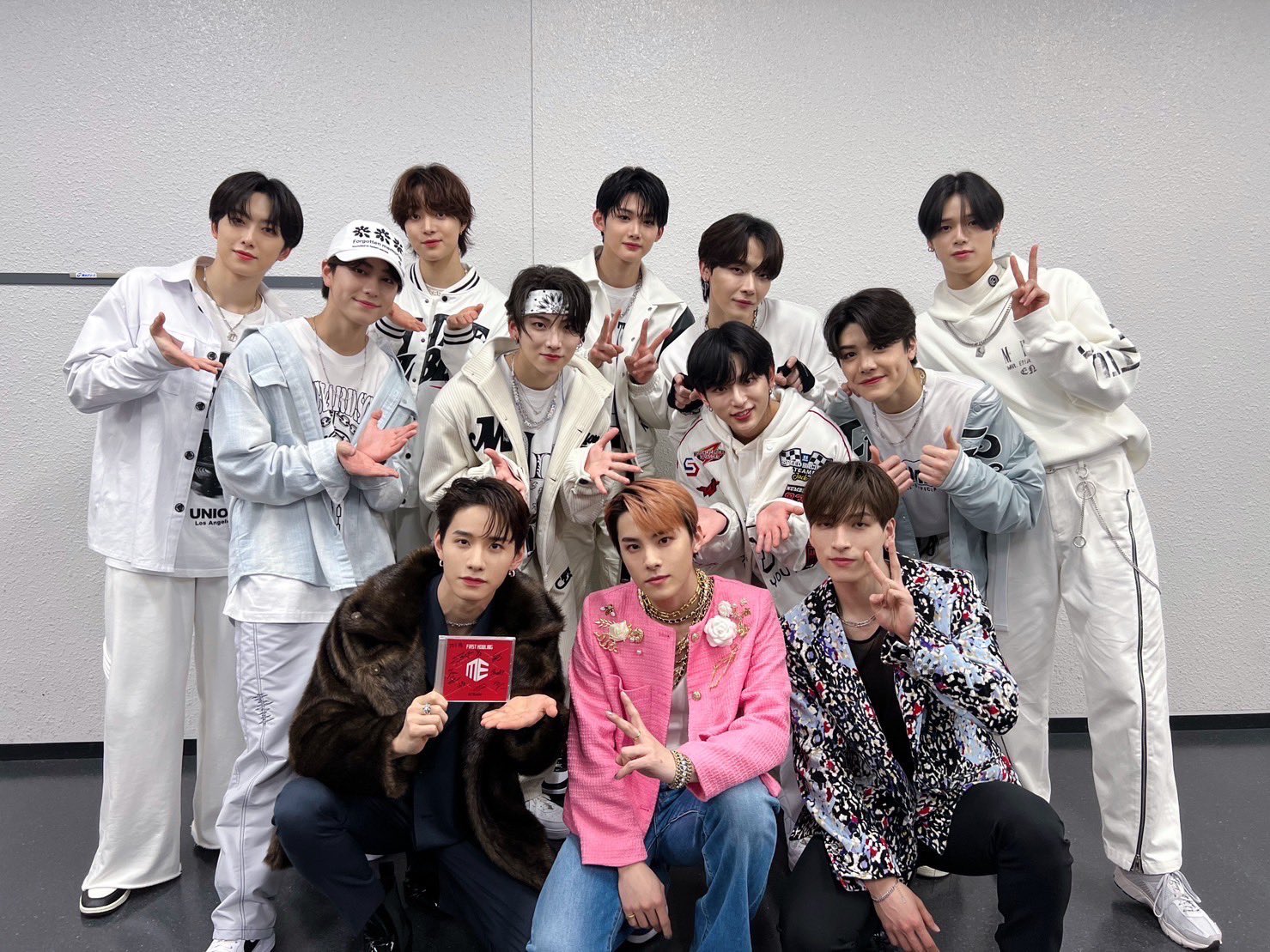 JO1 on Twitter: "[📸] 超特急さん(@sd_bt)、&TEAMさん(@andTEAMofficial)と🪄 ありがとうございました💫💫 #ANNXスペシャルライブ #JO1 ...