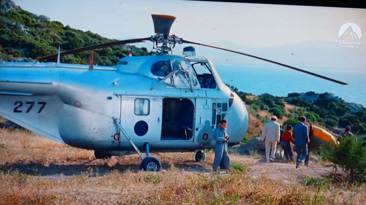 Mémoire2Ville on Twitter: "PAYSAGE DE GRECE REGION D'ATHENES RETRO MOVIES FILM "TINTIN La toison ...