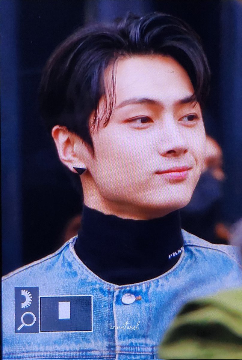 Franx Au π On Twitter Tangina Look At That Fucking Smile