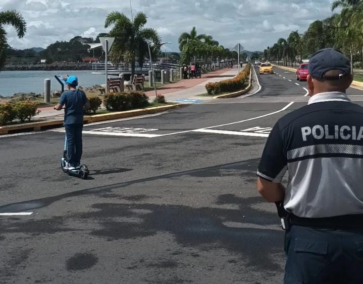 Policía Nacional on Twitter: Policía Nacional on Twitter: