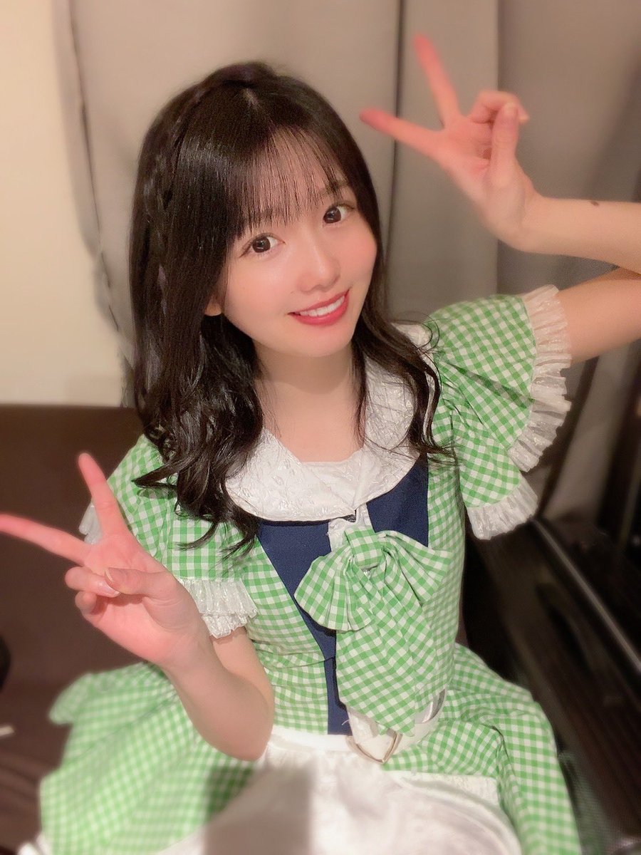 しーまり ️もえちゃぽのしーちゃぽ on Twitter: "RT @kamiki_yuzuka: おはよう💚💭 48人のあたなからフォロー待って ます、、♡♡"