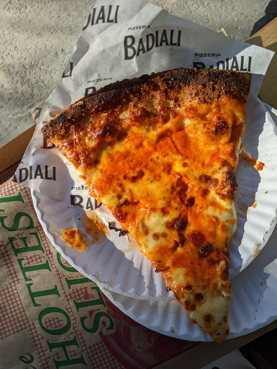 Karon Liu on Twitter: "Good lord they're busy. Good vodka slice tho."