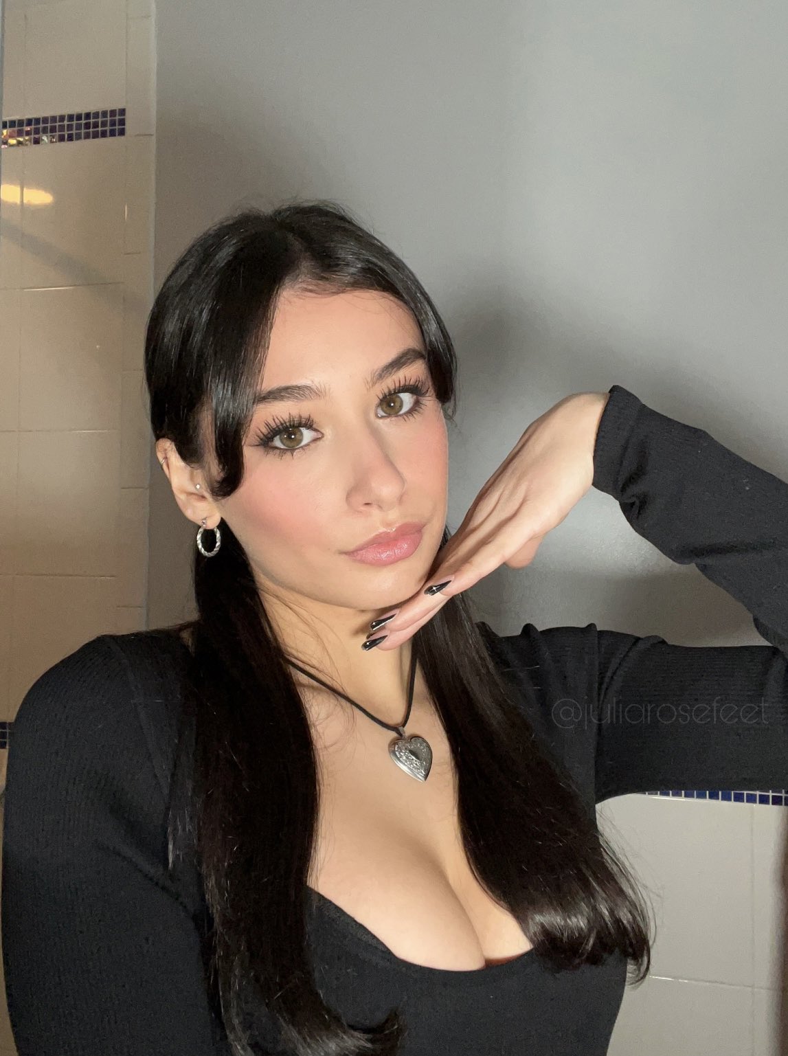 Goddess Bella 🖤 on Twitter: "how could you say no to this beautiful face… you can’t, its ...