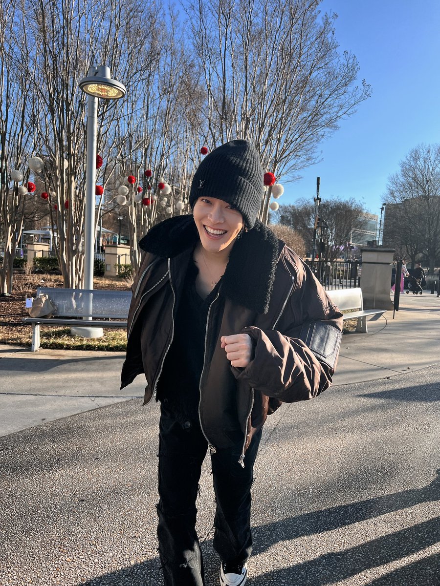 Bhameyy on Twitter: "RT @doyuwinjun: tangina ang ganda ng ngiti dahil dyan 50 pesos gcash ...