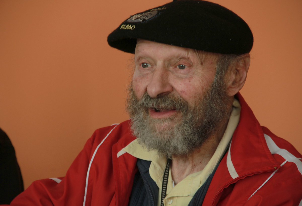 El sacerdote jesuita y reconocido antropólogo y lingüista, Xavier Albó ...