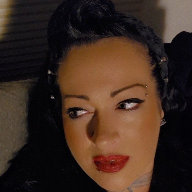 Chola Eyebrows Sharpie