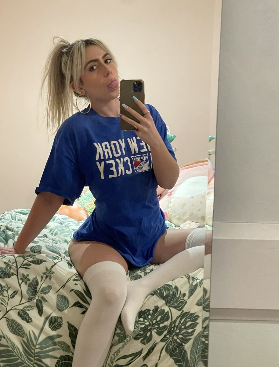 Cilantro.bb.95@aim.com on Twitter: "hair up or down