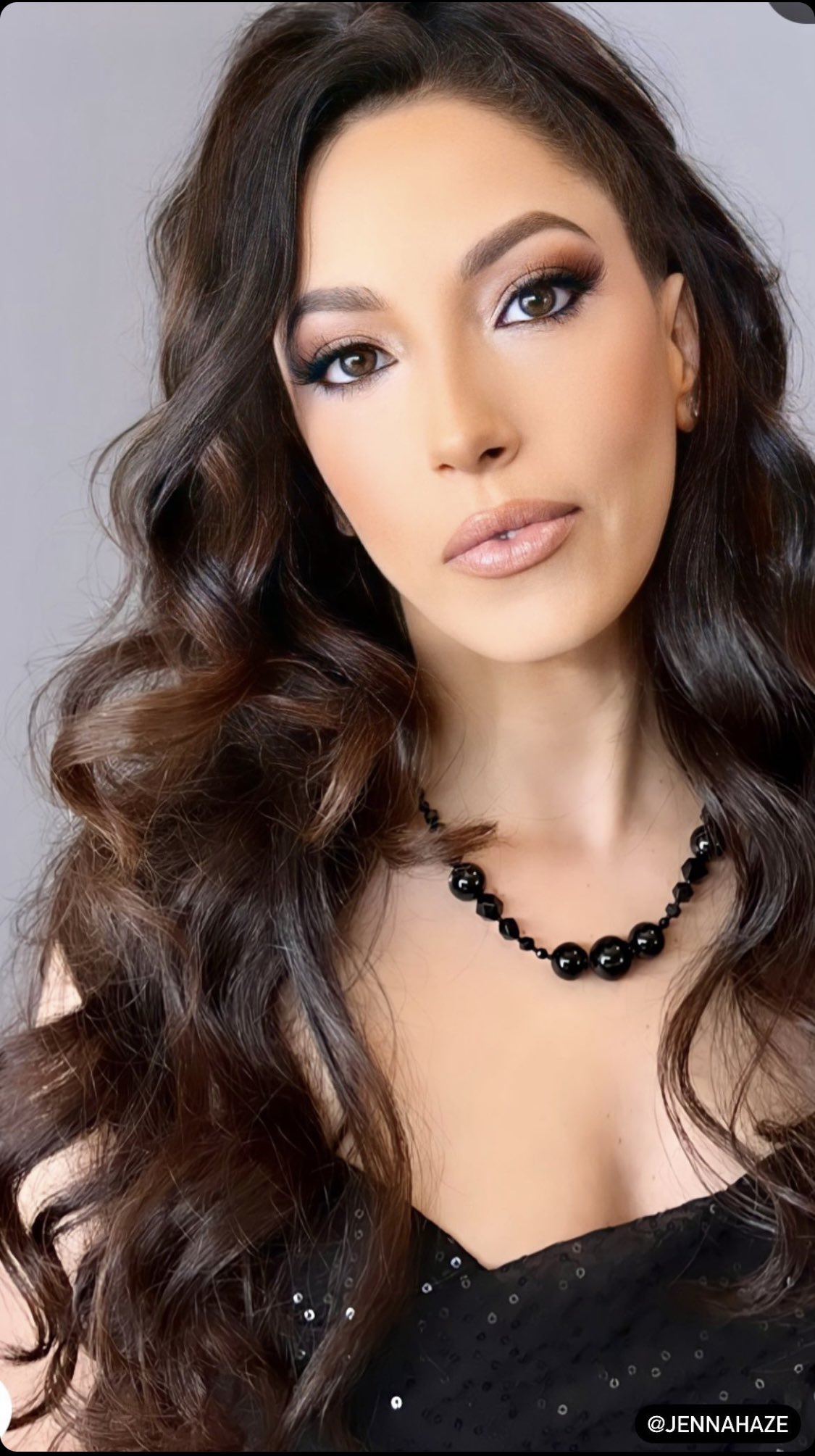 TW Pornstars - 2 pic. Jenna Haze. Twitter. Why, yes… I did attend the @XBIZ awards last night. 😏 ...