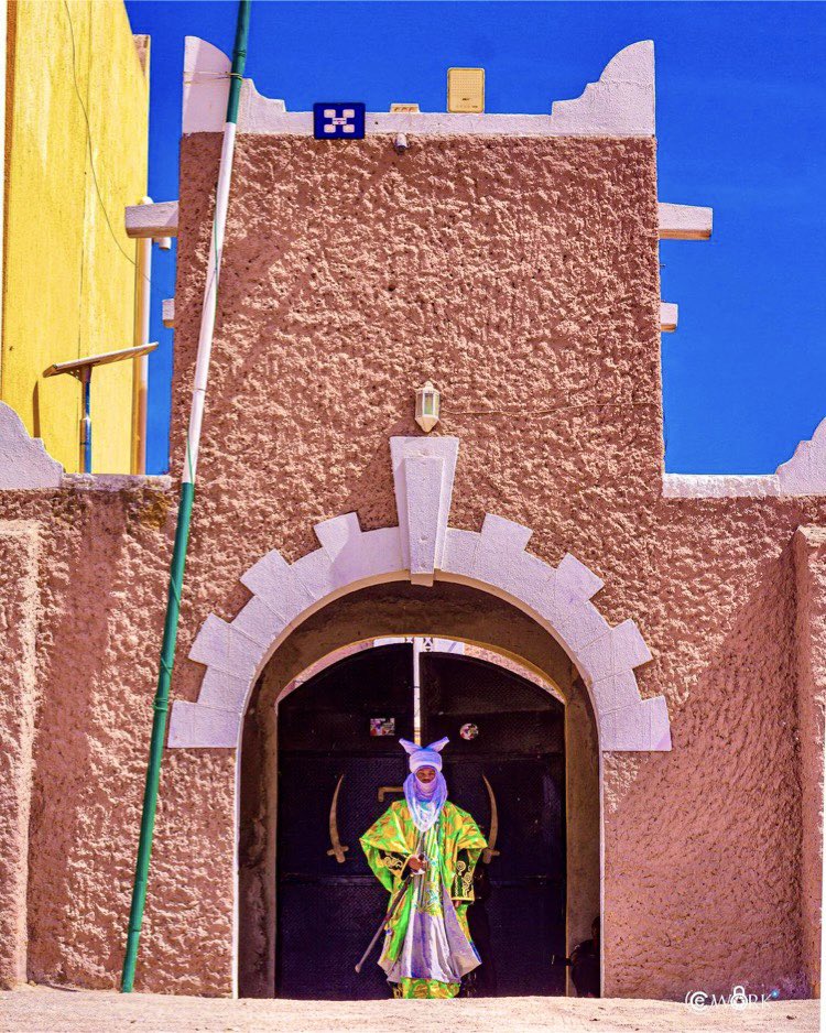 Hausa architecture from Northern Nigeria, is perhaps one of the least ...