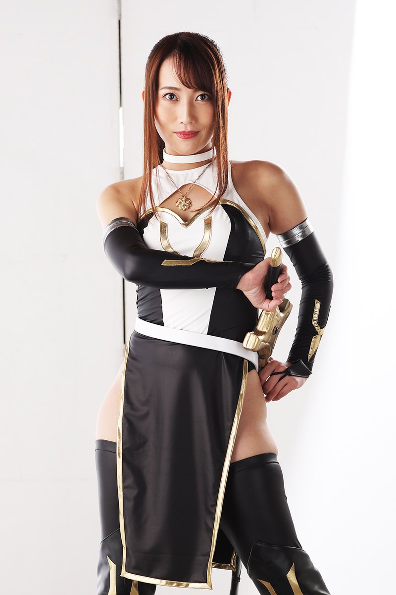 磔撮影カメラマンぴら斗(ふぁぼ垢) on Twitter: "RT @giga_web: 倉多まおさん GIGA「聖銃士シスターマリア ～深き ...