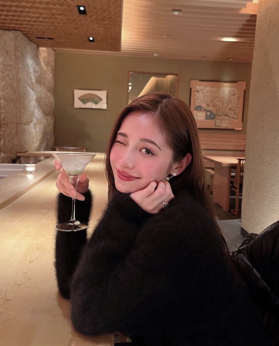 港区女子ちゃん固定ツイ必見🗼 On Twitter こんな写真を待っていた選手権第一位🏆 【港区系爆美女×カウンター】