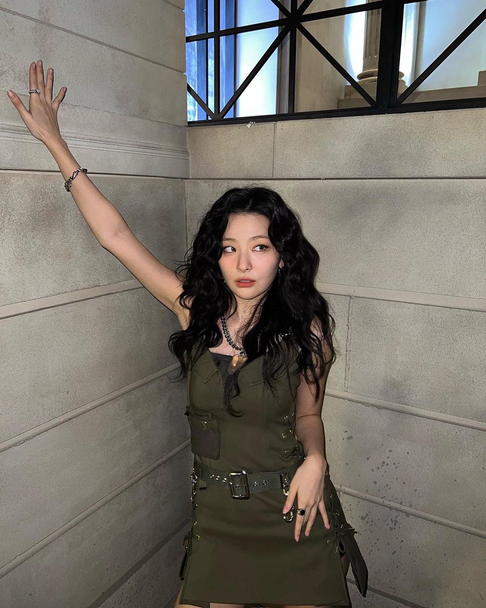 Ksg Updates On Twitter 230117 Seulstagram Update Viciously Shatter