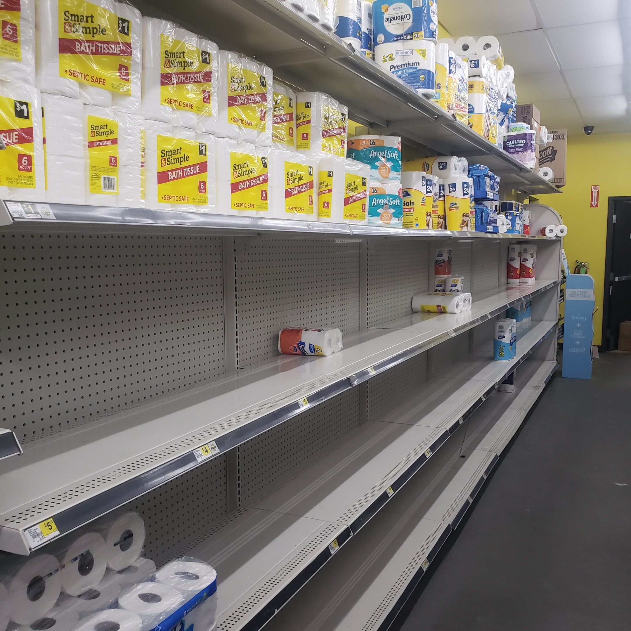 Tomo on Twitter: "@meowinghobbes @padrehomestead Just take a dump in the toilet paper aisle to ...