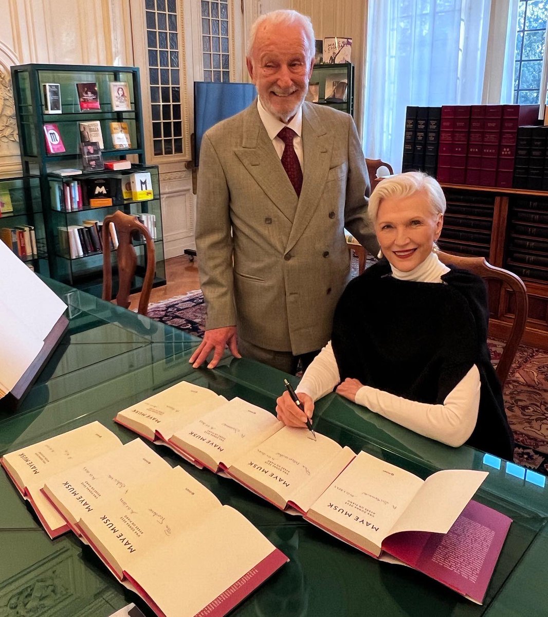 Dima Zeniuk 🇺🇦 on Twitter: "RT @mayemusk: A magical day in Florence as the guest of Sergio ...