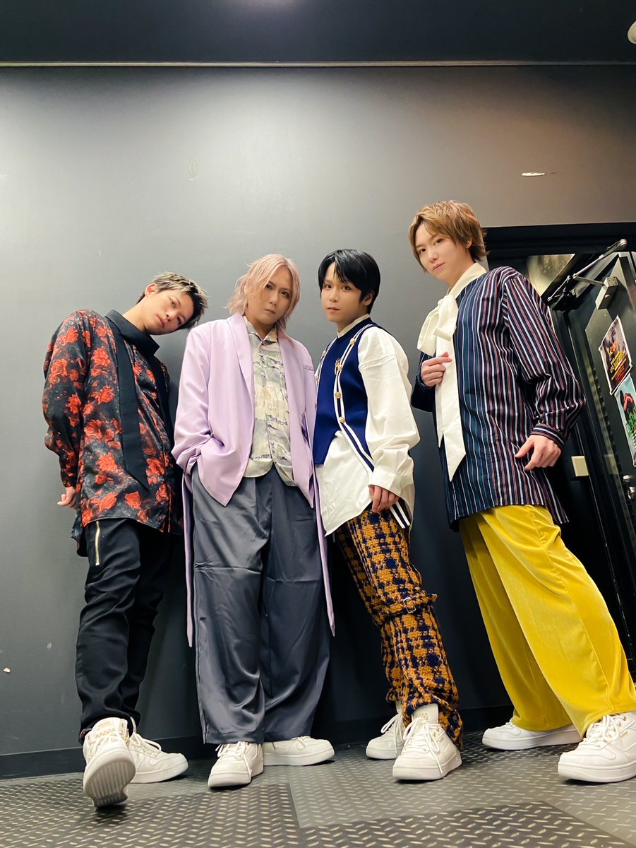 ROOTFIVE(ルート・ファイブ)公式 on Twitter: "🗻🗻1月13日(金)ROOT FIVE公開生放送🗻🗻 https://live.nicovideo.jp/watch ...