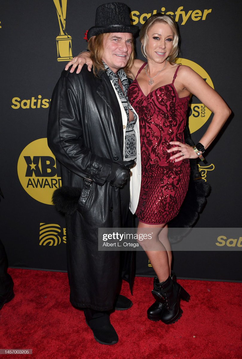 Brazzers Fanss on Twitter: "Katie Morgan & Evan Stone Xbiz Awards 2023 @thekatiemorgan ...