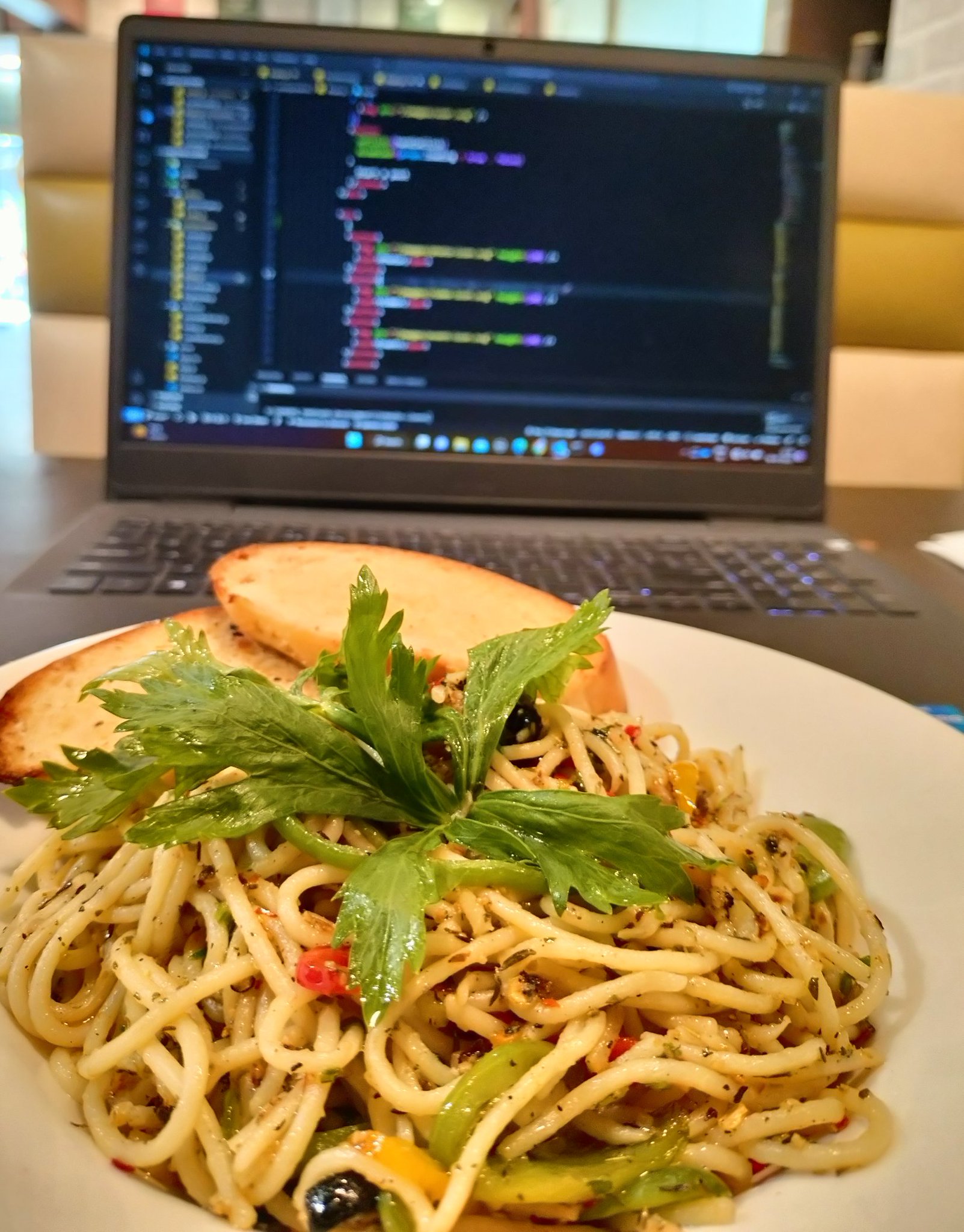 Dhrumi Shah on Twitter: "I didn't pay for this, JavaScript did! https://t.co/fUaupEVhyG" / Twitter