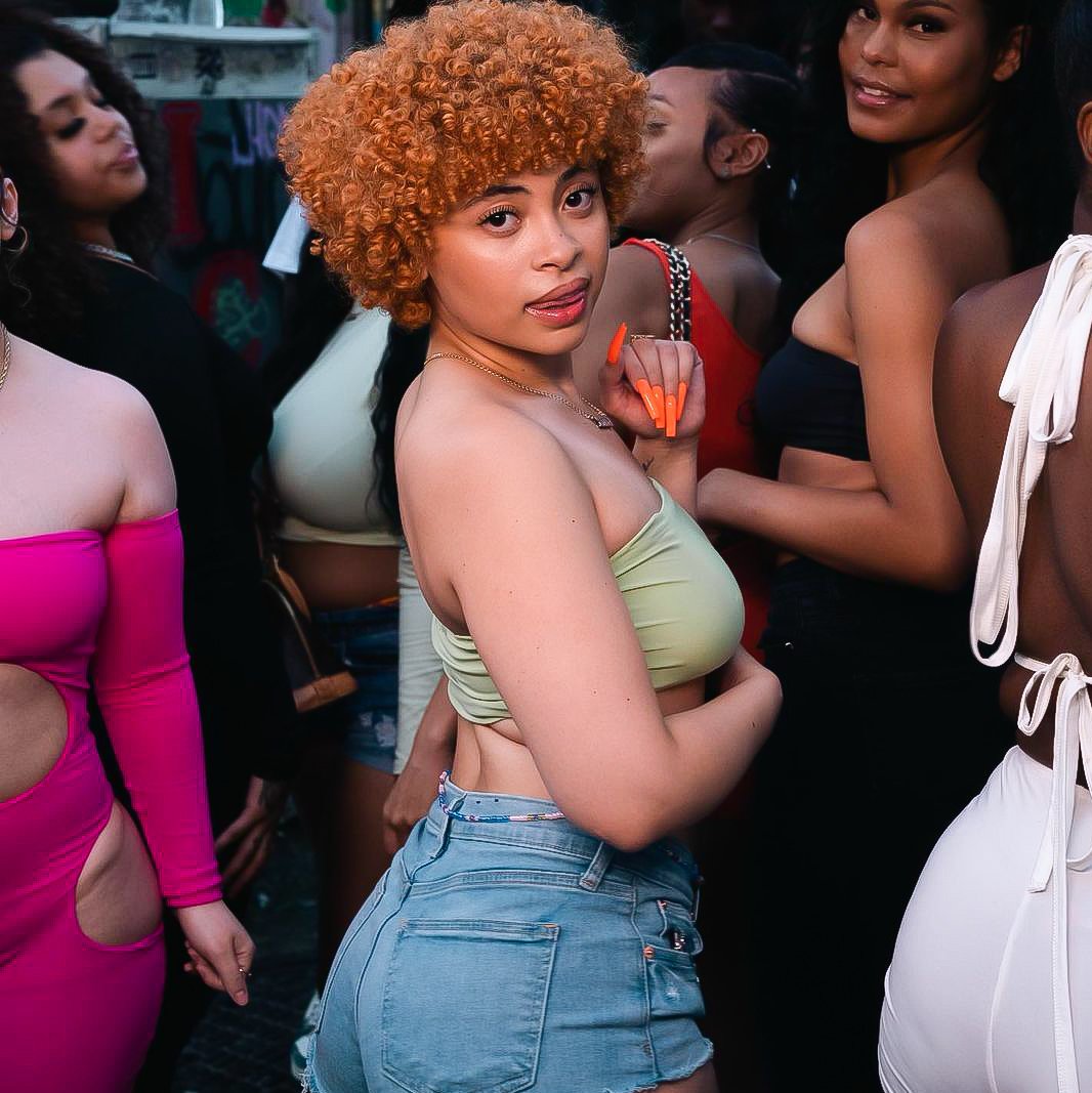 ice spice brasil ☆ on Twitter: "ICE SPICE é uma rapper americana que nasceu no ano 2000 na ...