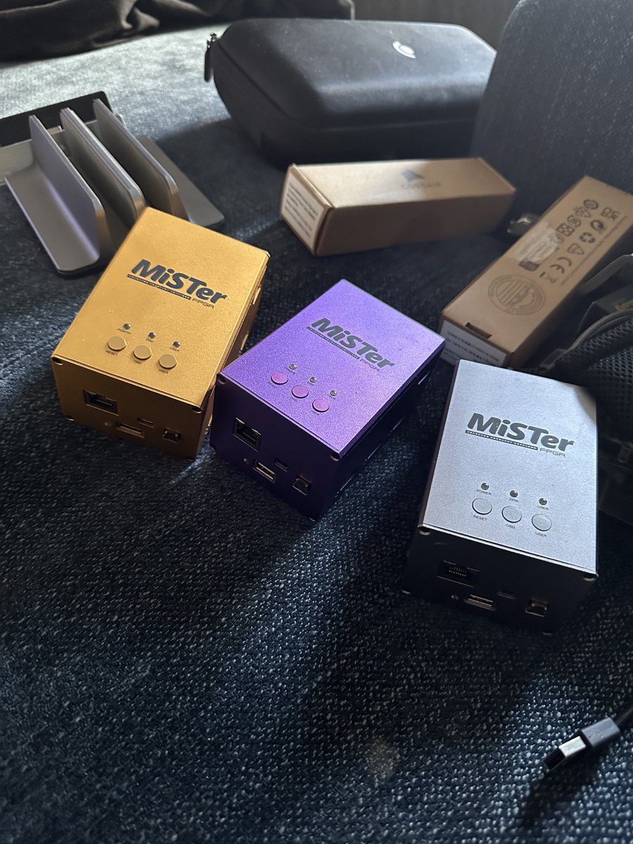 Destiny Fomo on Twitter: "Cleaning off my desk. They’re just so hot to look at. Thank you ...