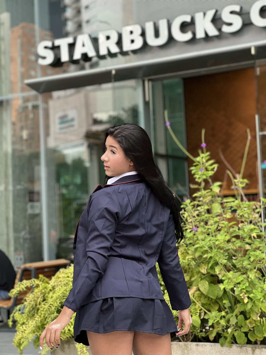 Buriticadaniela on Twitter: "🤓😳RT Y 🎁…. Tengo mi only en 5%….👀 https://onlyfans.com/buriticadaniela"