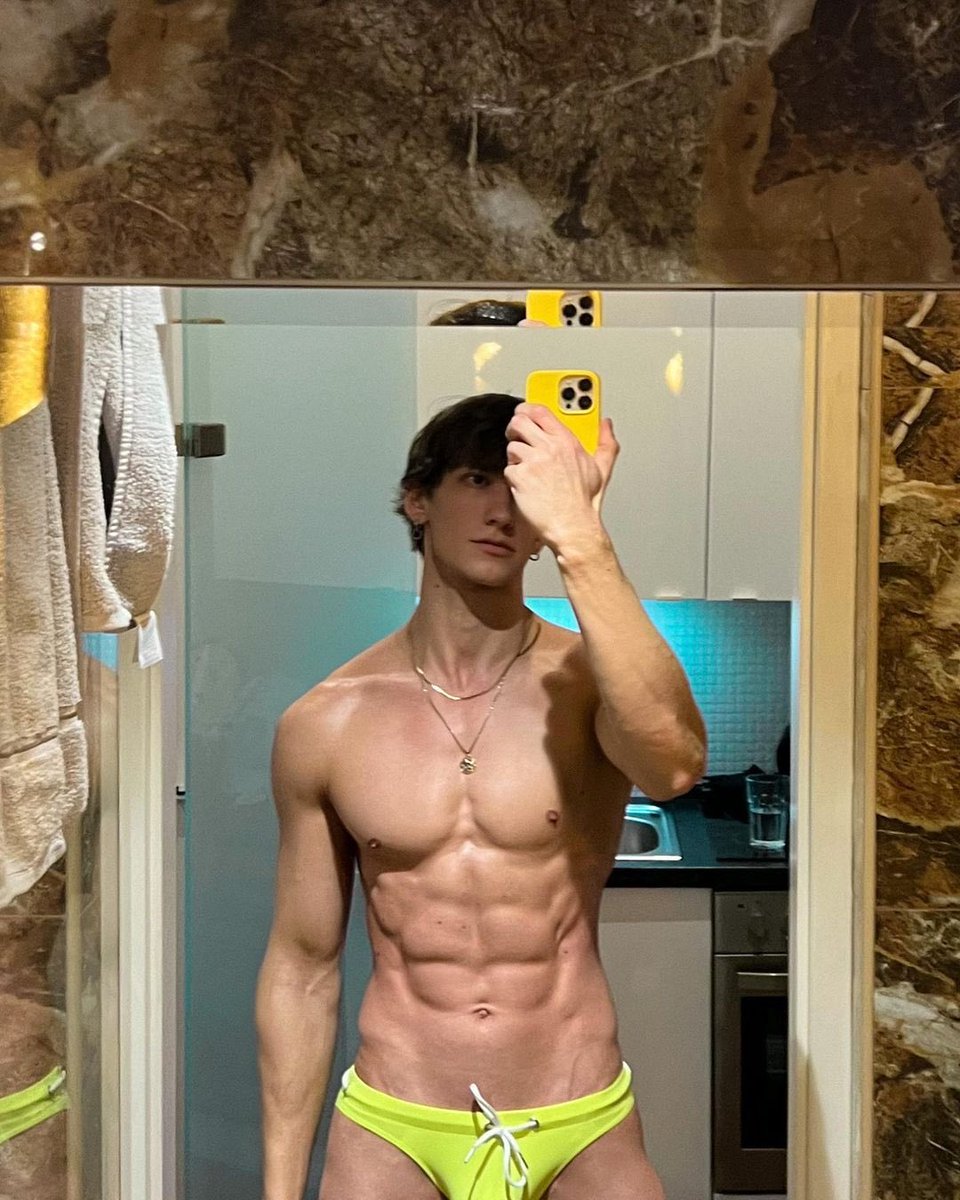 Mathew-Leigh on Twitter: "Posted @withregram • @andrii_levchenko_ I want🍒"