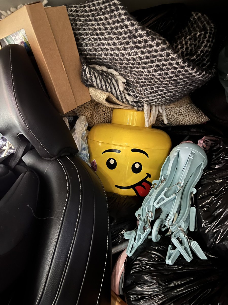 After 32 wonderful years in Latvia we're moving to Spain. 🇱🇻 ️🇪🇸 Roadtrip thread for the curious ...