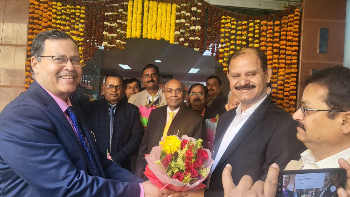 Dr. U S Awasthi on Twitter: "Today, I am visiting the state office of #IFFCO Bihar @IFFCO_BR. I ...