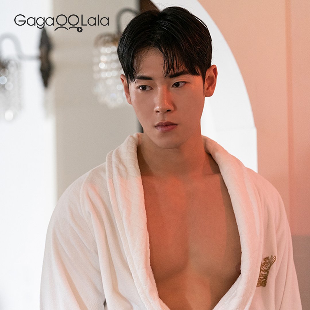 BL Update on Twitter: "MEET | Han Jung Wan, who plays the role of Yeonwoo, a director who ...