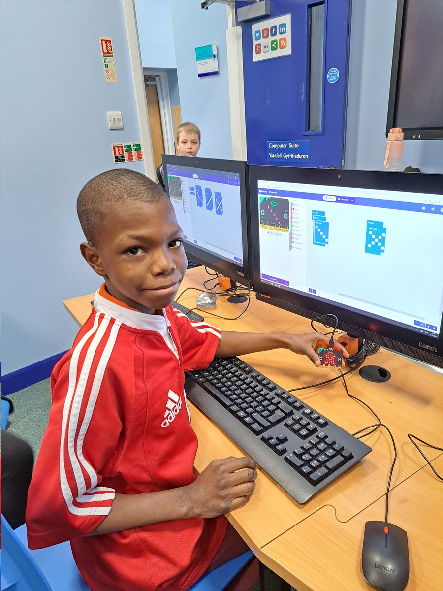 Micro:bit Educational Foundation on Twitter: "RT @penrhiwceibr: In technology club, this week we ...