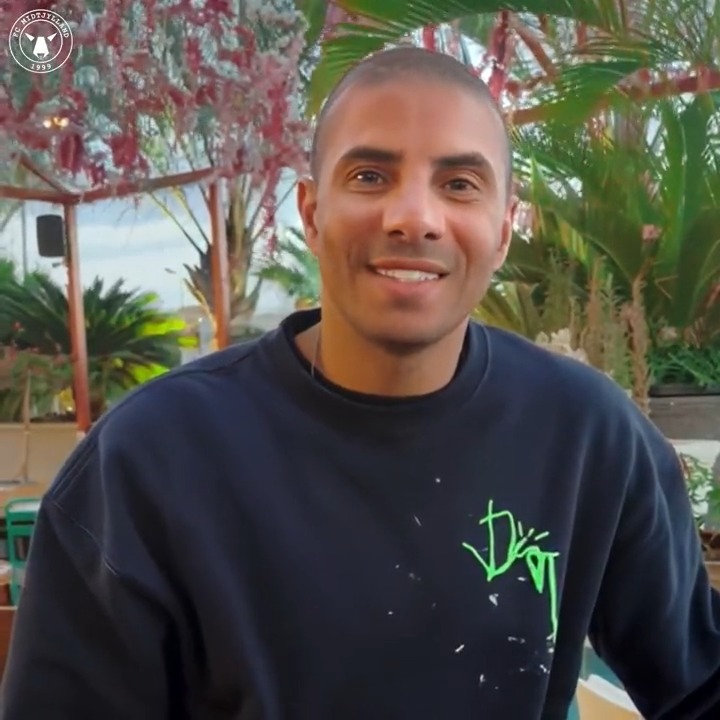 FC Midtjylland on Twitter: "Mohamed Zidan med en besked til alle FCM-fans efter transferen af ...