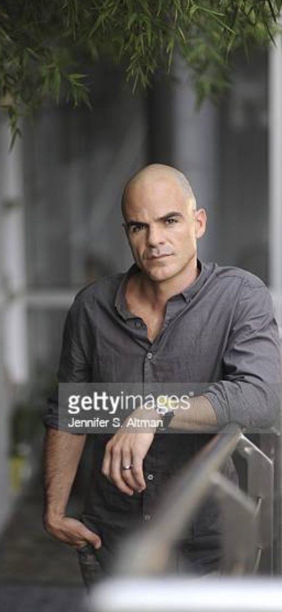 Michael Kelly Actor Young