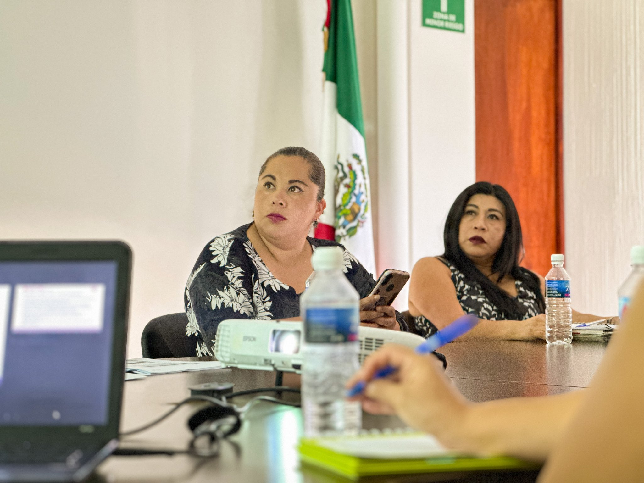 Dirección para la Mejora de la Convivencia Escolar (@DMCE_IEEPO) / Twitter Dirección para la Mejora de la Convivencia Escolar (@DMCE_IEEPO) / Twitter