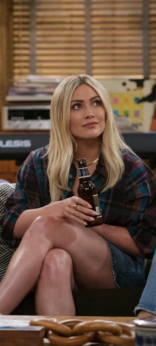 Celebsquad on Twitter: "Hilary Duff"