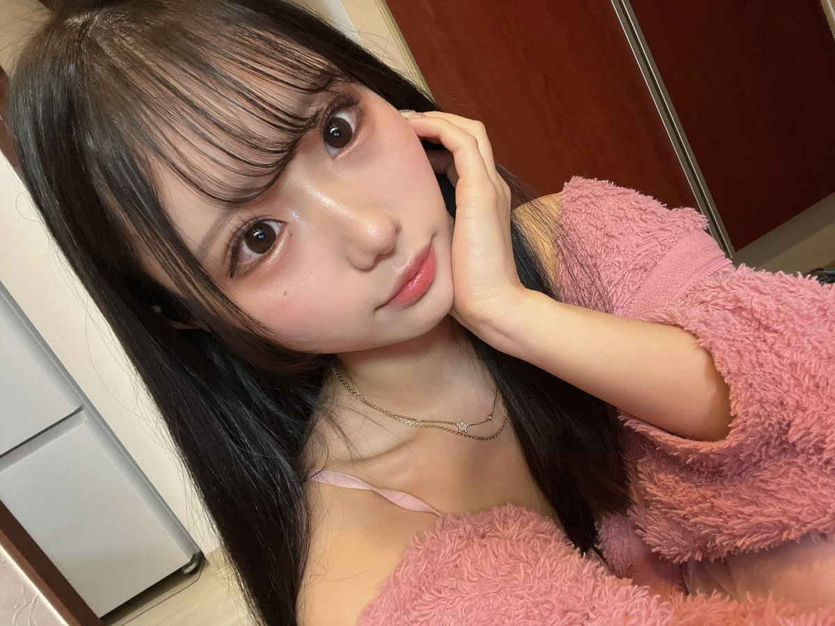 プレステージ女子広報 on Twitter: "RT @rinrin_dayou: おはようございます☀ 今、犬と戯れてるナウ🎶しあわせ〜 日間DVD売上ランキング1位なってた😭 みんなの ...