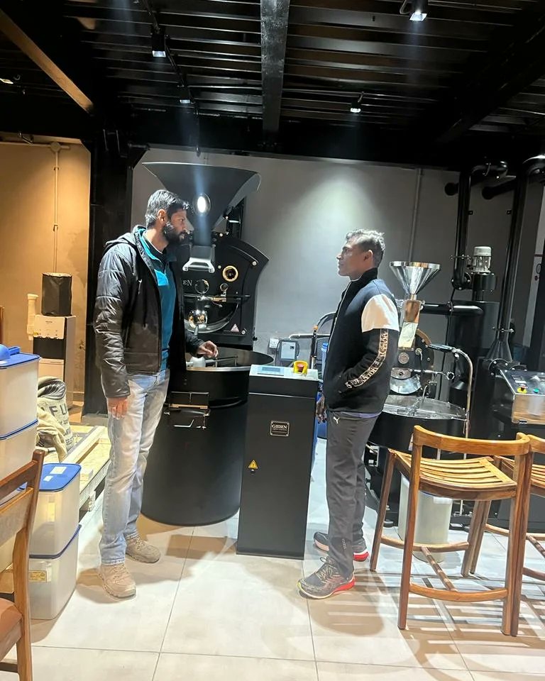 Dinesh MN IPS on Twitter: "Half light roasters at C Scheme, Jaipur is the place to visit if one ...