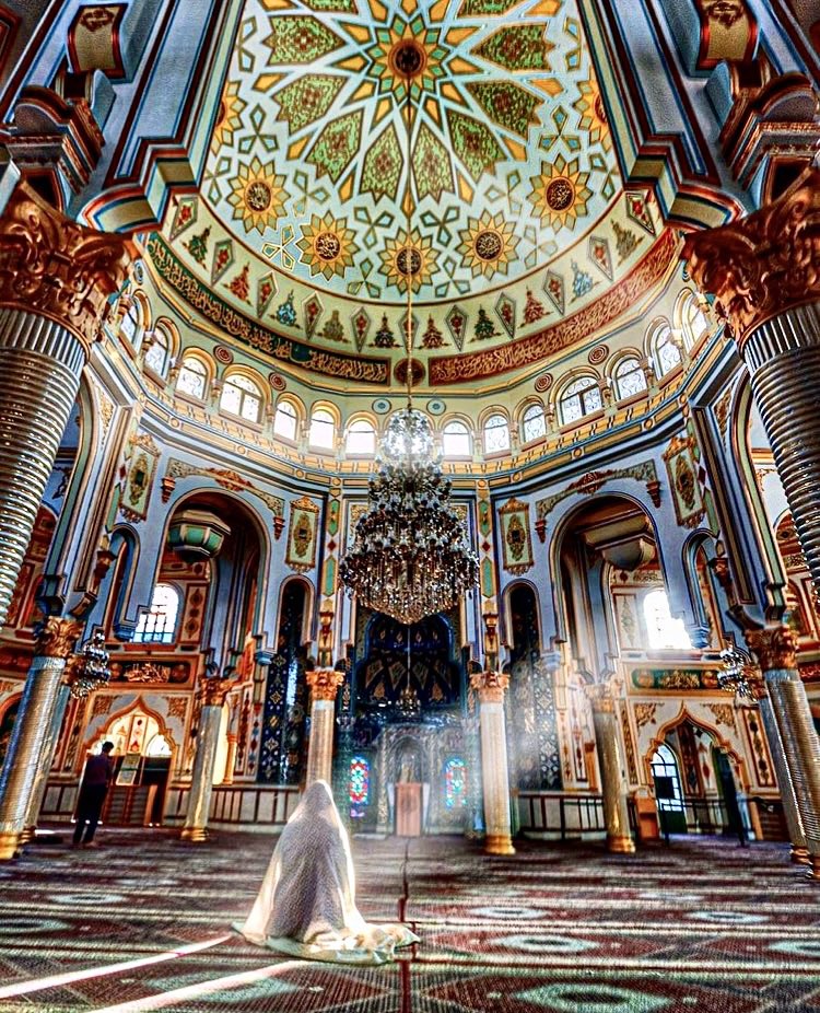 Persian design has a long history, with the greatest contribution to ...