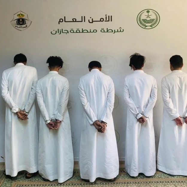 الموجز السعودي On Twitter شرطة محافظة الدرب تقبض على 3 أشخاص إثر