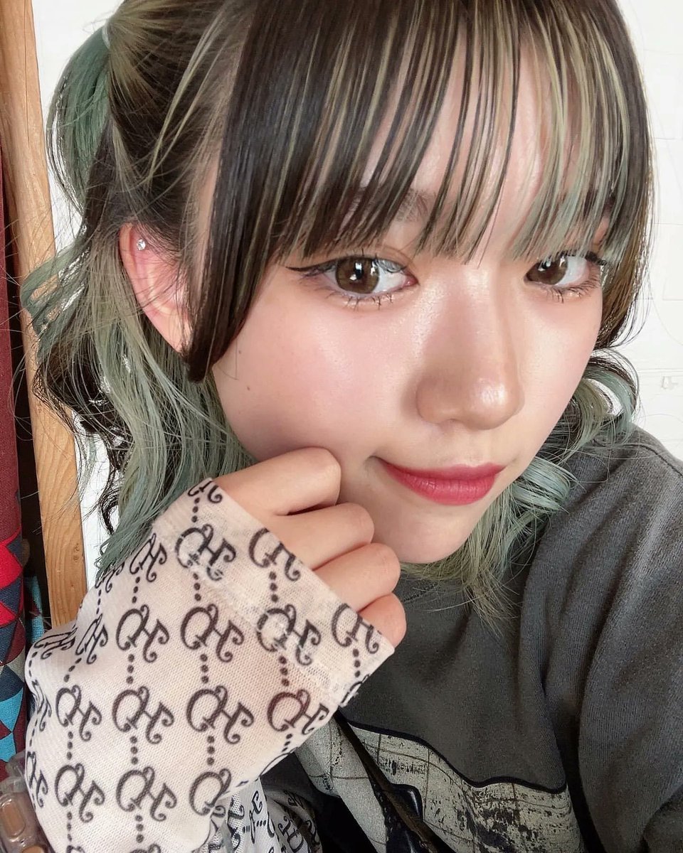 TechnOtaku on Twitter: "Sawamura Risa ex integrante de Lily of the Valley 💚💚💚 En Instagram https ...