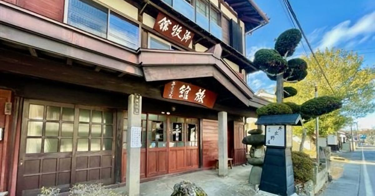 ねとらぼ on Twitter: "1000RT 映画「犬神家の一族」の旅館が売りに出される 経営する高齢夫婦が「苦渋の決断」 https://t.co/mTBhlXirnq https ...