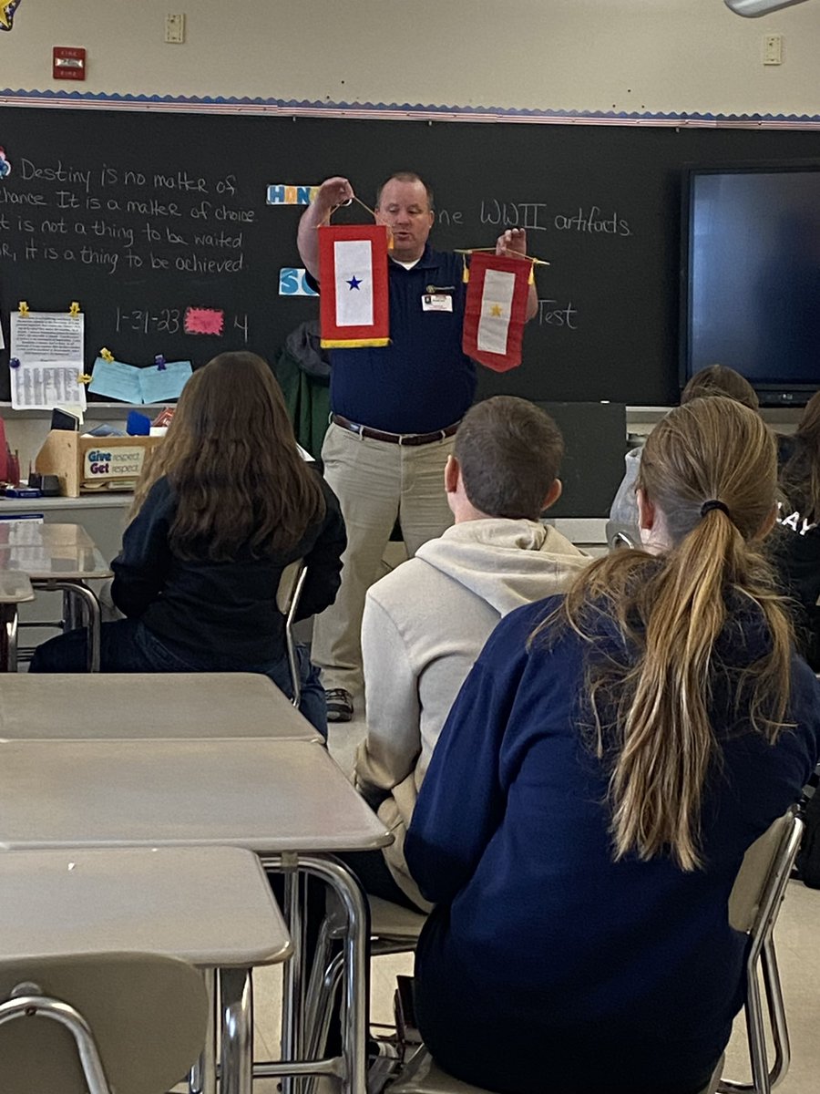 Plum Teachers on Twitter: "Honors Modern American History students ...