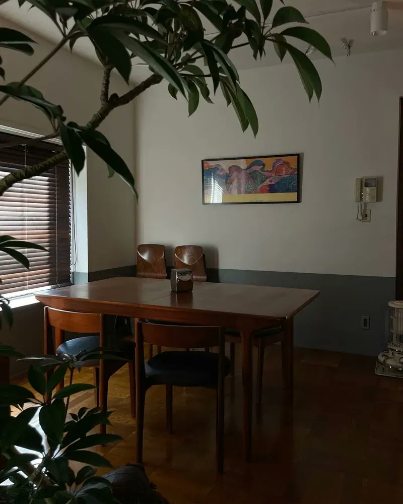 GINZA on Twitter: "【こんな素敵な部屋に憧れる😍 】モデルは60sのアメリカ。土台を活かしたリノベーションで快適な造りにhttps://buff.ly/3IwZxCv"