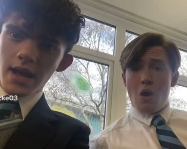 🎓bre the 🥖 on Twitter: "missing them hours"